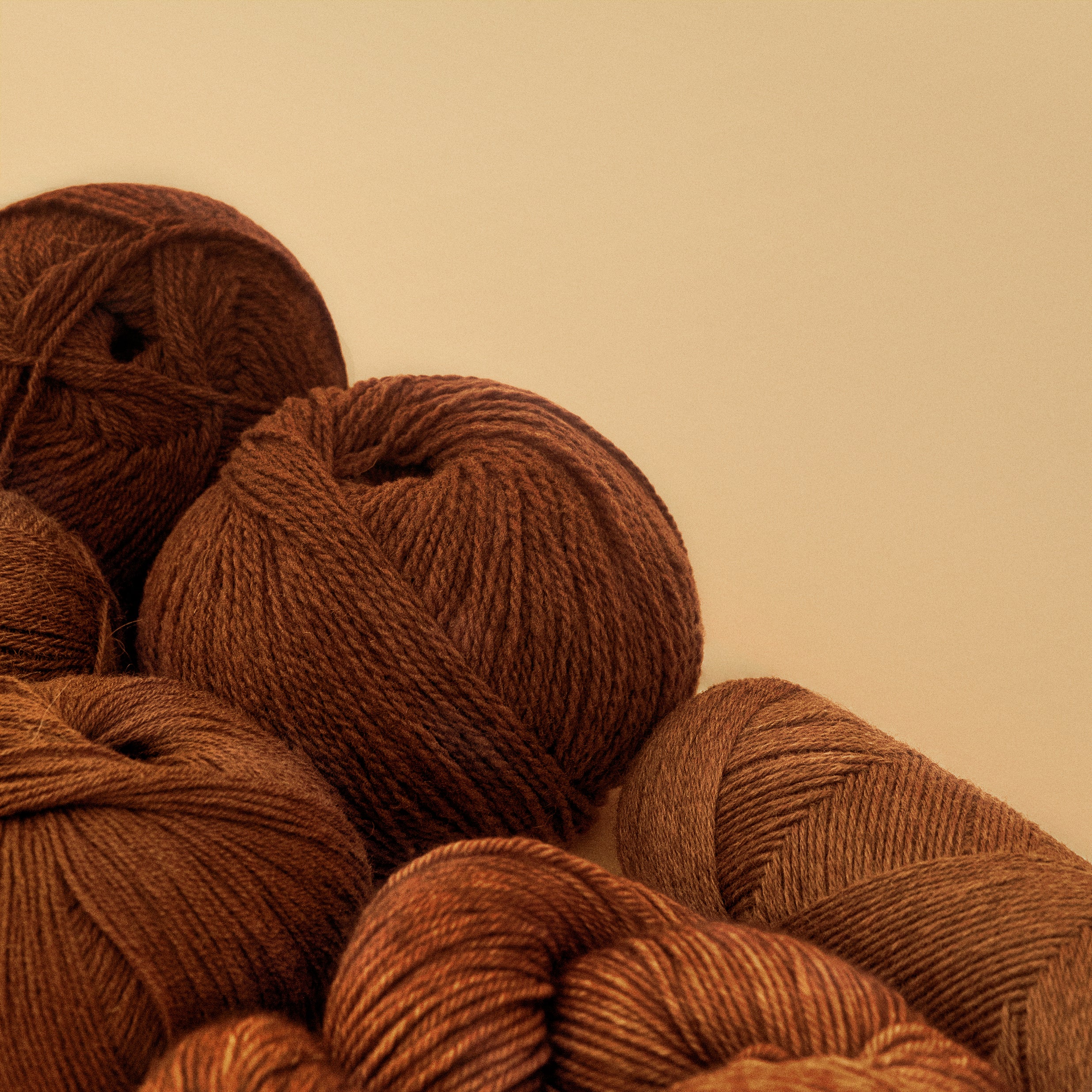 Schöne Wolle online kaufen – der Shop von Wollen Berlin — WOLLEN berlin